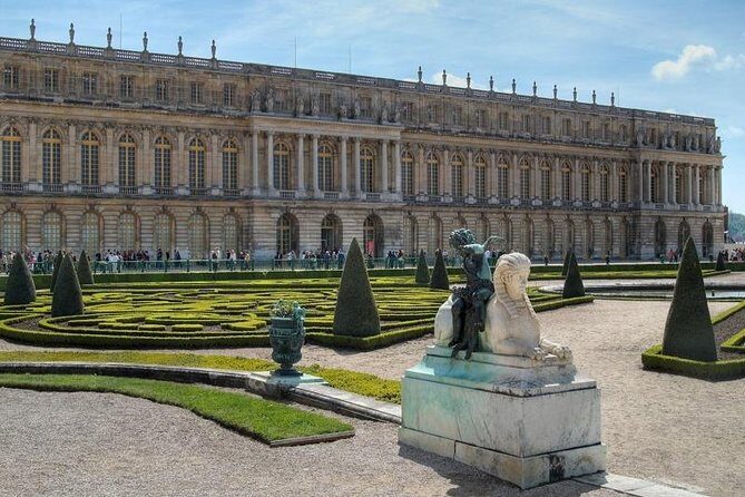 Versailles and Giverny Tour Hotel Pickup - FAQ