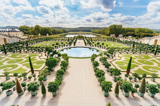 Versailles Full Tour: Palace, Gardens & Marie-Antoinettes Estate - Practical Tips
