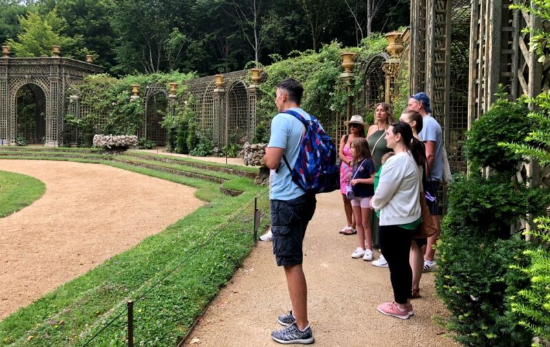 Versailles: Gardens Golf Cart Tour, Row Boat, and Champagne - Key Points