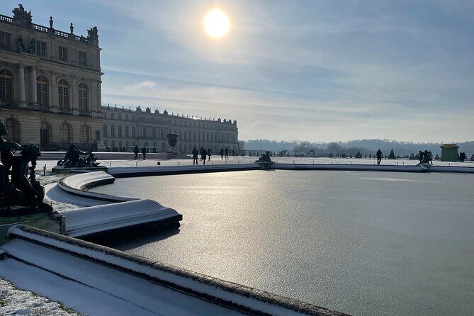 Versailles Golf Cart & Shuttle Guided Tour, Hamlet and Gardens - Who Should Consider This Tour?