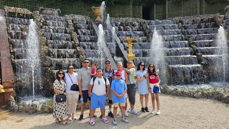 Versailles: Golfcarts & Bikes Guided Tour, Hamlet+Fountains - FAQ
