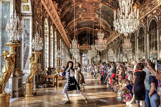 Versailles Half Day Private Tour Trianons & Gardens Included - Exploring the Itinerary in Detail