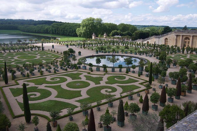 Versailles Palace and Gardens Tour by Train from Paris - FAQs
