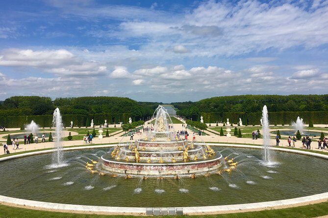 Versailles Palace & Marie-Antoinette's Estate Full Day Private Tour from Paris - The Palace of Versailles: The Heart of Royal Grandeur