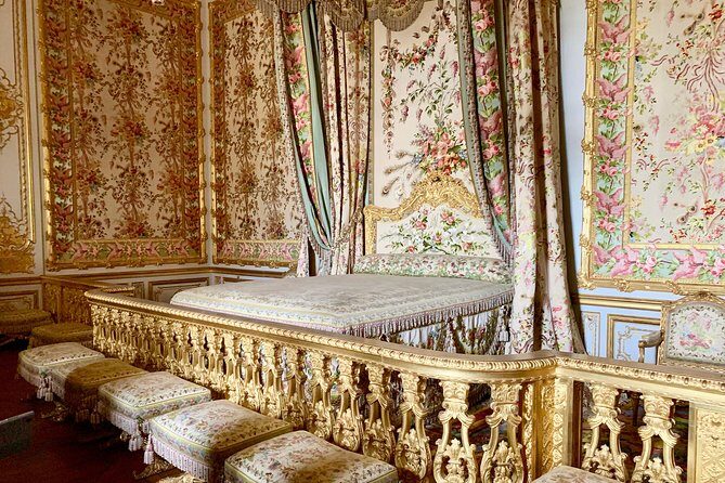 Versailles Palace & Marie-Antoinette's Estate Full Day Private Tour from Paris - Gardens of Versailles: Beauty in Every Corner