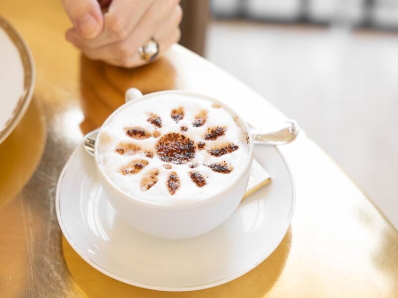 Versailles: Skip-the-Line Entrance and Tea Time at Ore - Exploring the Experience in Detail