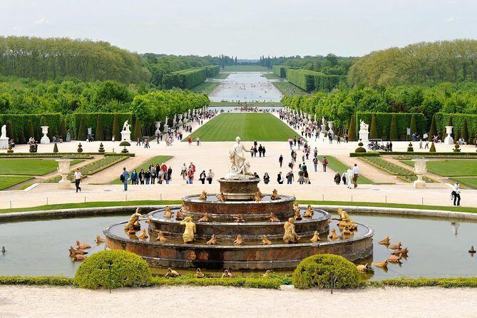 Versailles Timed Entrance Ticket and Giverny Small Group Day Trip from Paris - Price and Value