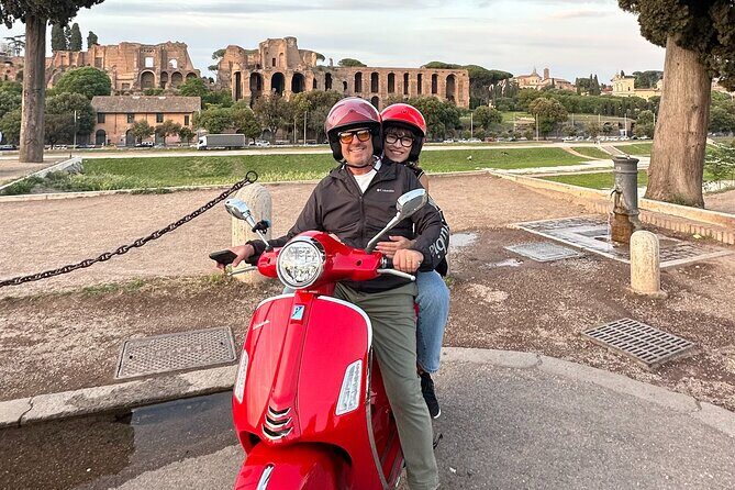 Vespa experience guided by us & Photo shoot - Key Points