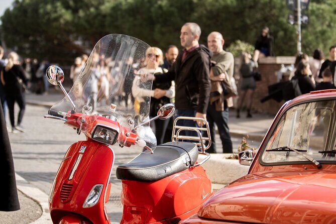 Vespa Tour Guided by Local in Rome - Who Is This Tour For?