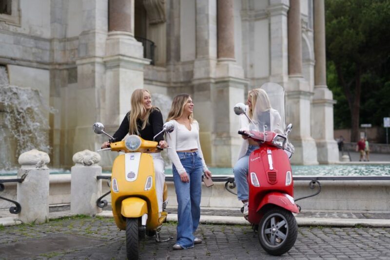 Vespa Tour with Professional Photographer - Exploring the Vespa Tour with a Professional Photographer in Rome