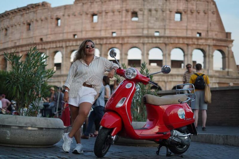Vespa - Wine and Photography service in Rome - A Closer Look at the Rome Vespa Tour