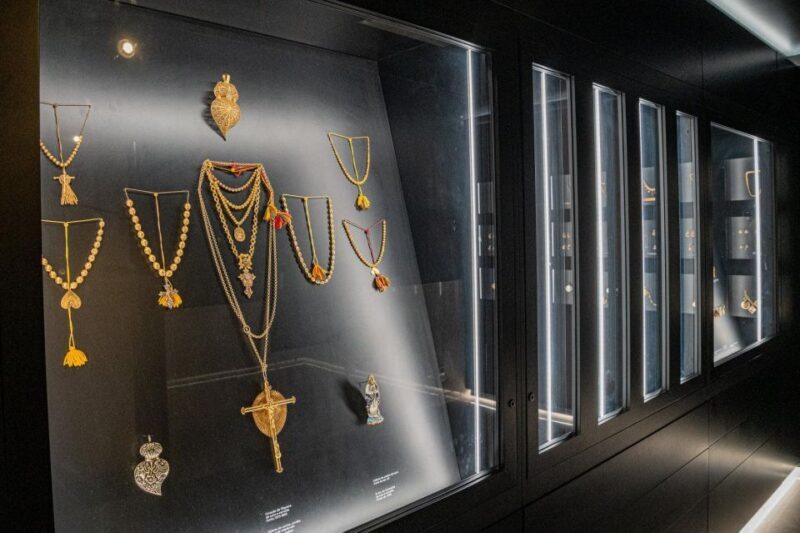 Viana do Castelo Costume Museum - Who Should Visit the Viana do Castelo Costume Museum?