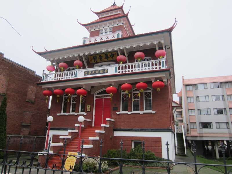 Victoria: 2-Hour Food and History Tour with Tastings - An In-Depth Look at the Victoria Food and History Tour