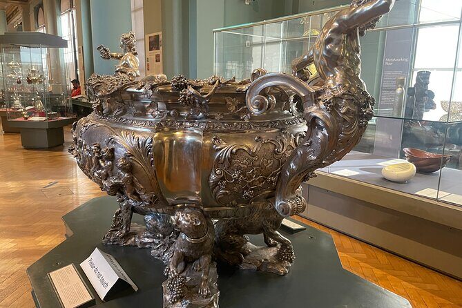 Victoria and Albert Museum - FAQs