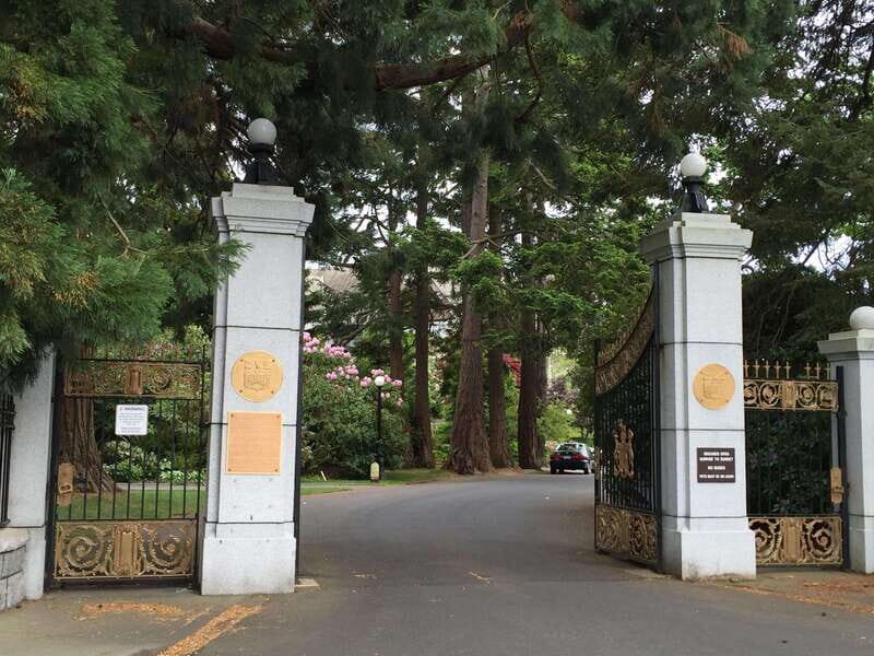 Victoria, BC: City Tour and Butchart Gardens Combo Tour - Practicalities and Tips for the Tour