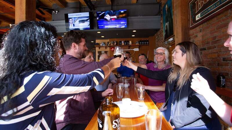 Victoria Bites and Sights Tour with Food, Drinks and Ferry - FAQs