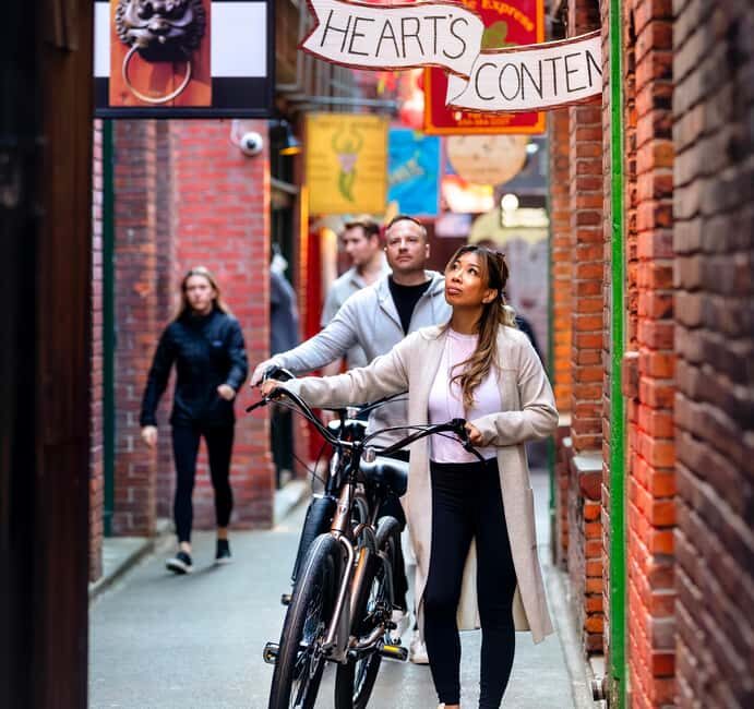 Victoria City Highlights Bike Tour - Castle Hoods & Legends - An In-Depth Look at the Victoria Bike Tour Experience