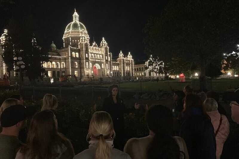 Victoria: Ghost Tour of Old Town and Bastion Square - Who Should Book This Tour?