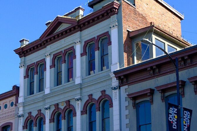 Victoria Seaside Splendors Trail Walking Tour - FAQ