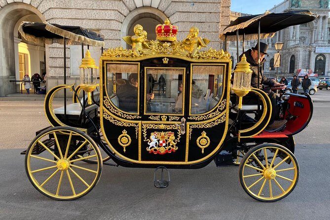 Vienna: 60 min. Imperial E-Carriage Sightseeing Tour with Drinks - Introduction