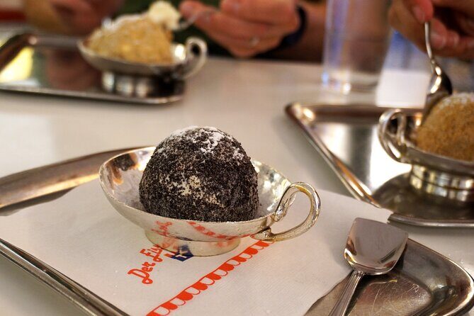 Vienna Coffee, Cake & Pastries Tour with Local Stories - Final Verdict