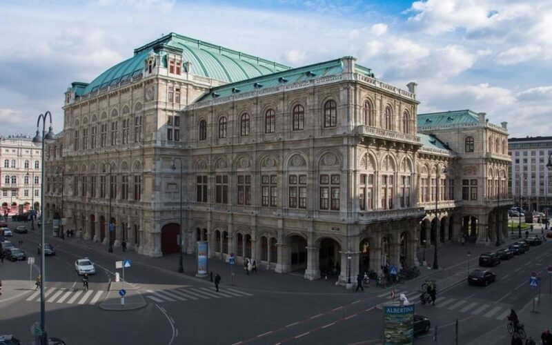 Vienna: Private Half-Day Sightseeing Tour - Pricing & Value