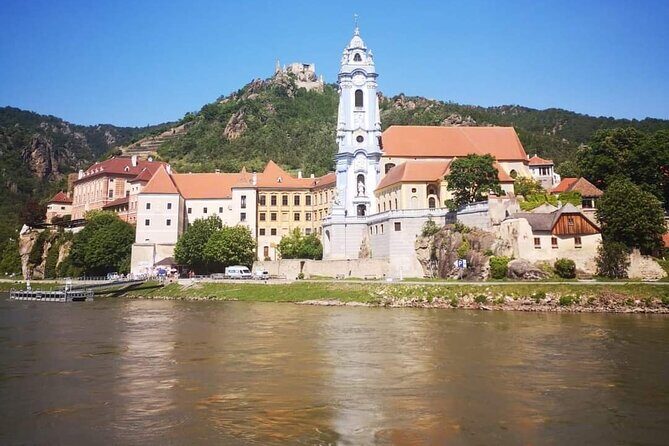 Vienna: Private Tour Wachau Dürnstein and Melk - Key Points