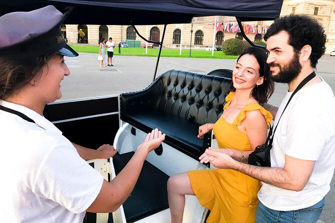 Vienna: Silver Tour (30 min) Vienna City Center Sightseeing Tour - Key Points