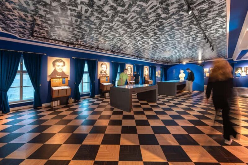 Vienna: Strauss Museum  Music&History in Historic 1837 Hall - A Closer Look at the Vienna Strauss Museum Experience