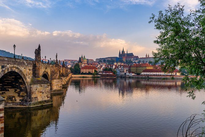 Vienna to Prague - Private Transfer with 2 hours of Sightseeing - FAQ