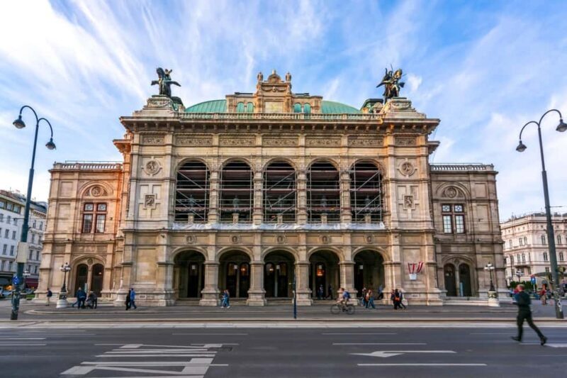 Vienna Walking Tour, Hofburg Palace, St Stephens Cathedral - FAQ