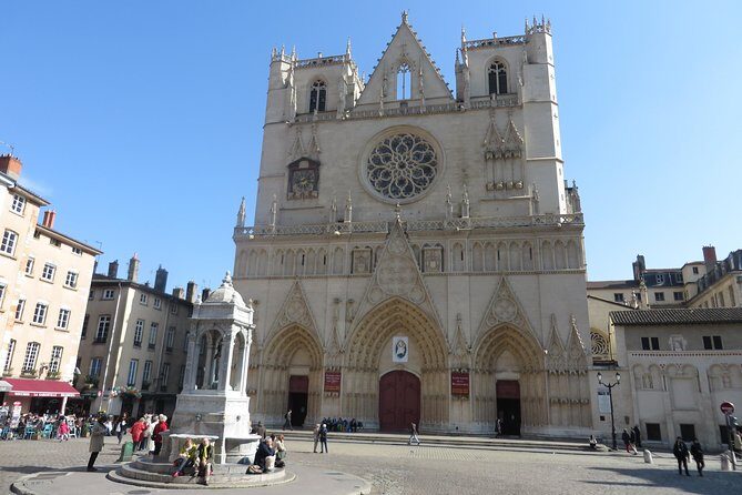 Vieux Lyon Cultural & Historical Walking Guided Tour (English) - FAQs