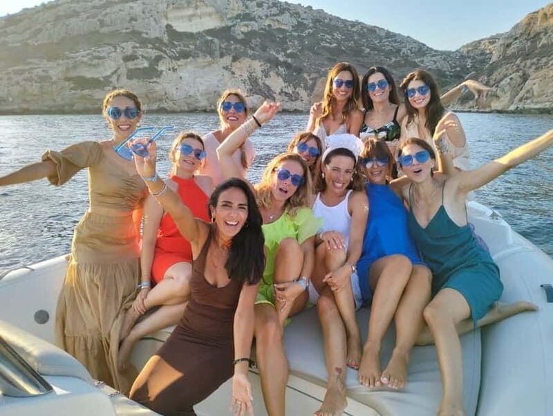 Villasimius 3,5 hr Marine Park tour with snorkeling & drinks - The Boat & Comfort: A Floating Retreat  