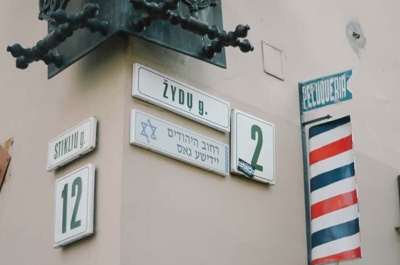Vilnius: 2.5-Hour Jewish Quarter Walking Tour - Key Points