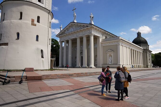 Vilnius Old Town and Uupis Republic - Private Walking Tour - What to Expect from This Vilnius Tour
