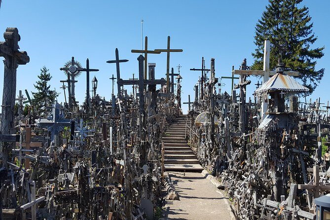 Vilnius to Riga Day Trip: The Hill of Crosses, Rundale Palace and Bauska Castle - Who Is This Tour Best Suited For?