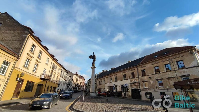 Vilnius: Walking Tour with a Local Guide - Small groups - Authentic Feedback from Travelers