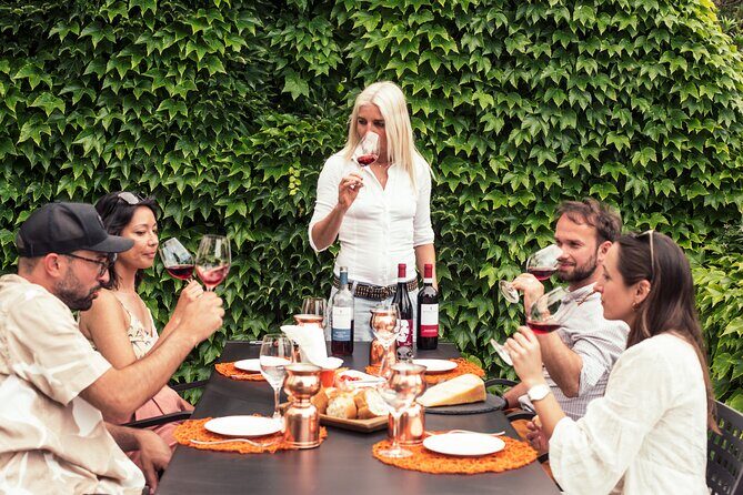 Vineyard tour and tasting of 6 Garda Wines with Giovanna Tantini - Introduction