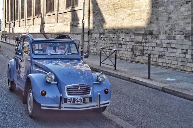 Vintage 2CV Adventure: 1 Hour 30 min Paris Secrets Tour - An In-Depth Look at the Parisian Vintage Ride