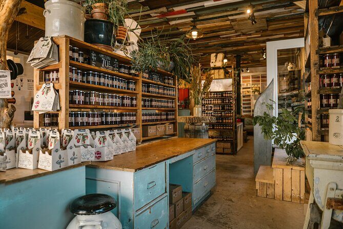 VIP Agritourism Tour of Île d'Orléans & Montmorency Fall (Lunch) - Frequently Asked Questions  