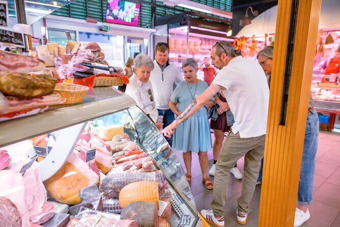 VIP Cooking Class with Carbonara, Pesto Making, Lasagna & Cannoli - First Impressions: A Market and Cooking Adventure