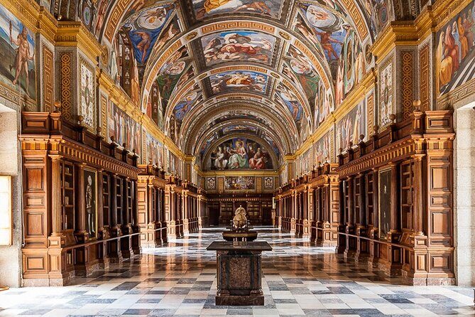 VIP PRIVATE: EL Escorial Monastery & Palace complete experience - Exploring the El Escorial Experience