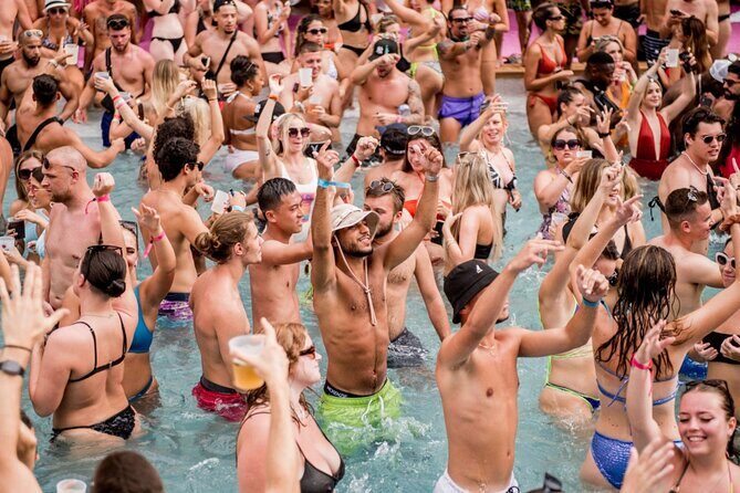 VIP Vegas Pool Crawl: Drinks, Entry & Party Bus - The Vibe and Atmosphere
