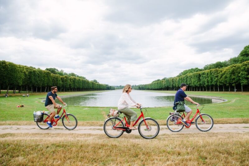 VIP Versailles Bike Tour & Kings Apartment Tour - Key Points
