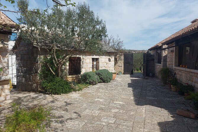 Visit Ancient Salona, Mighty Klis Fortress and Stella Croatica - Frequently Asked Questions