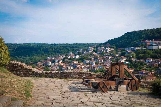 Visit Bulgaria - Veliko Tarnovo Medieval Fortress - Private tour from Bucharest - The Itinerary Breakdown: What You Can Expect