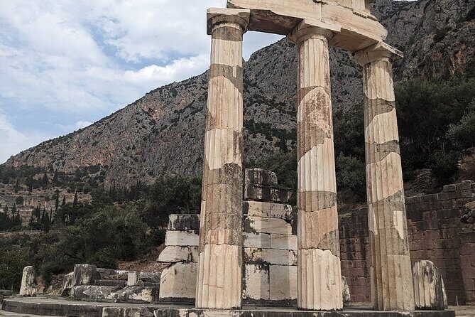 Visit Delphi & Meteora Monasteries Luxury Private Tour FromAthens - The Sum Up: Who Should Book This Tour?