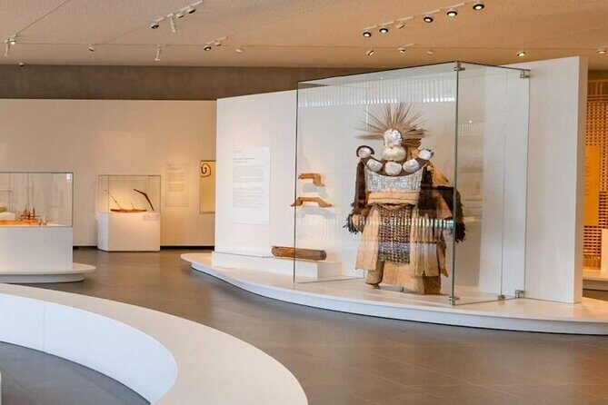 Visit of the Tahiti and her Islands Museum with a local guide. - Who Should Consider This Tour?