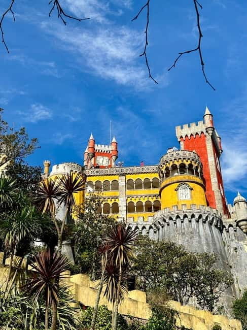 Visit the mystical Sintra, Cabo da Roca and Cascais on a 4x4 - Key Points