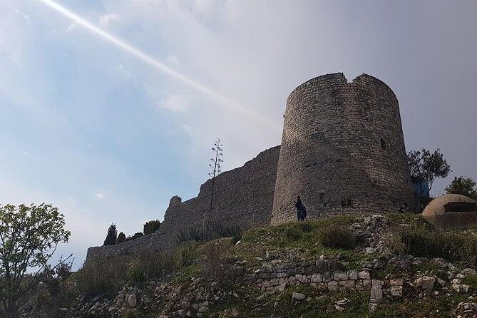 Visit The National Park of Blue Eye and The Fortress of Lekuresi - Is the Price Justified?